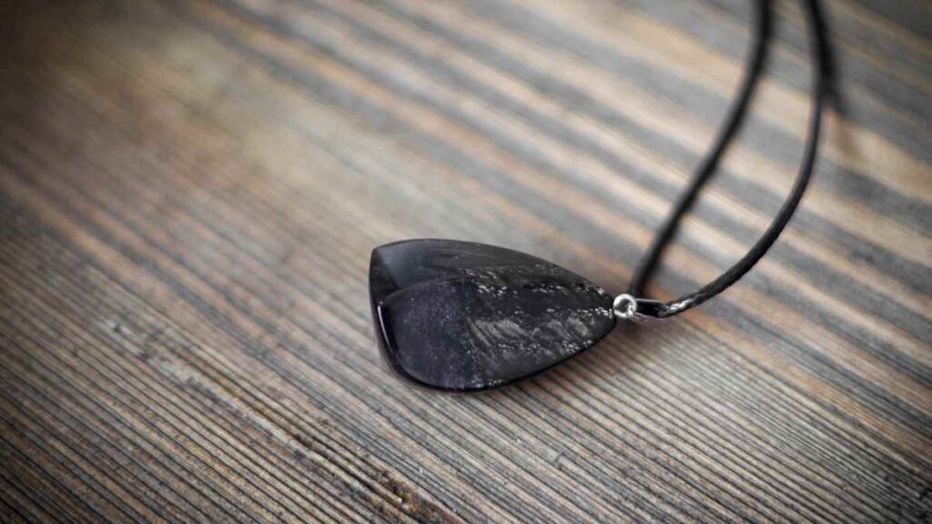 Top 10 Crystals For Men to Help Promote Masculine Energy - All Divinity